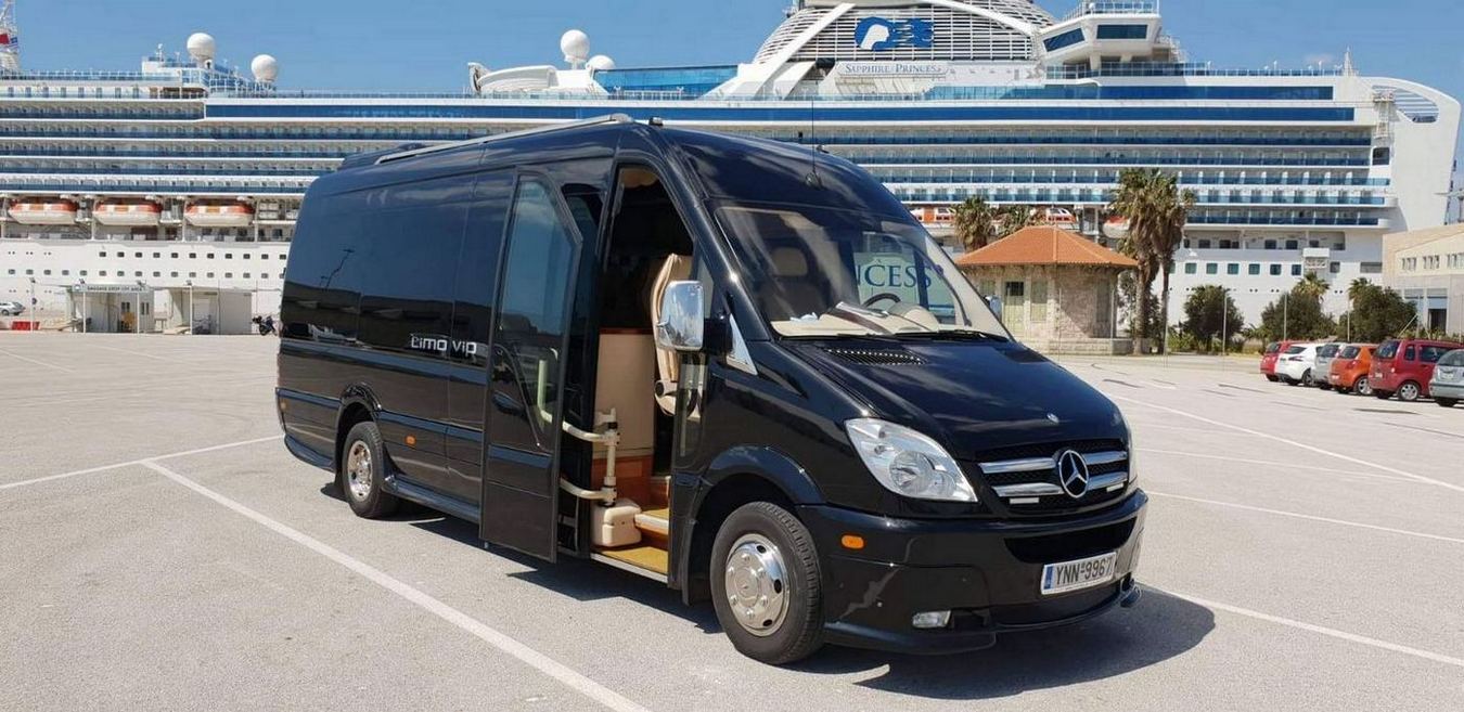 Minibus tours in Athens Greece