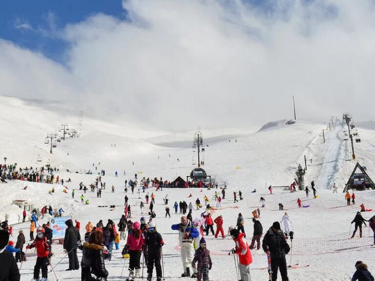 1 day ski tour on Parnassos mount in Greece | Athens Tours Greece